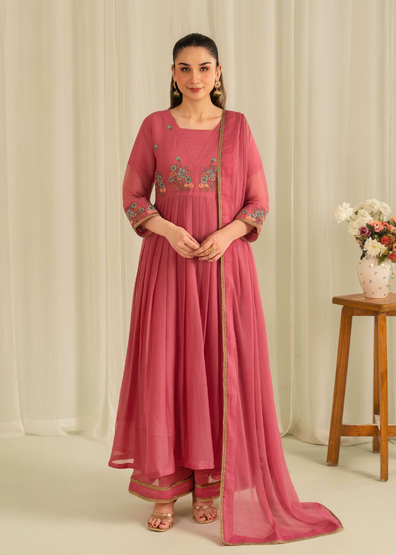 Gul Posh Maxi 3pc – Chaudhary Arts
